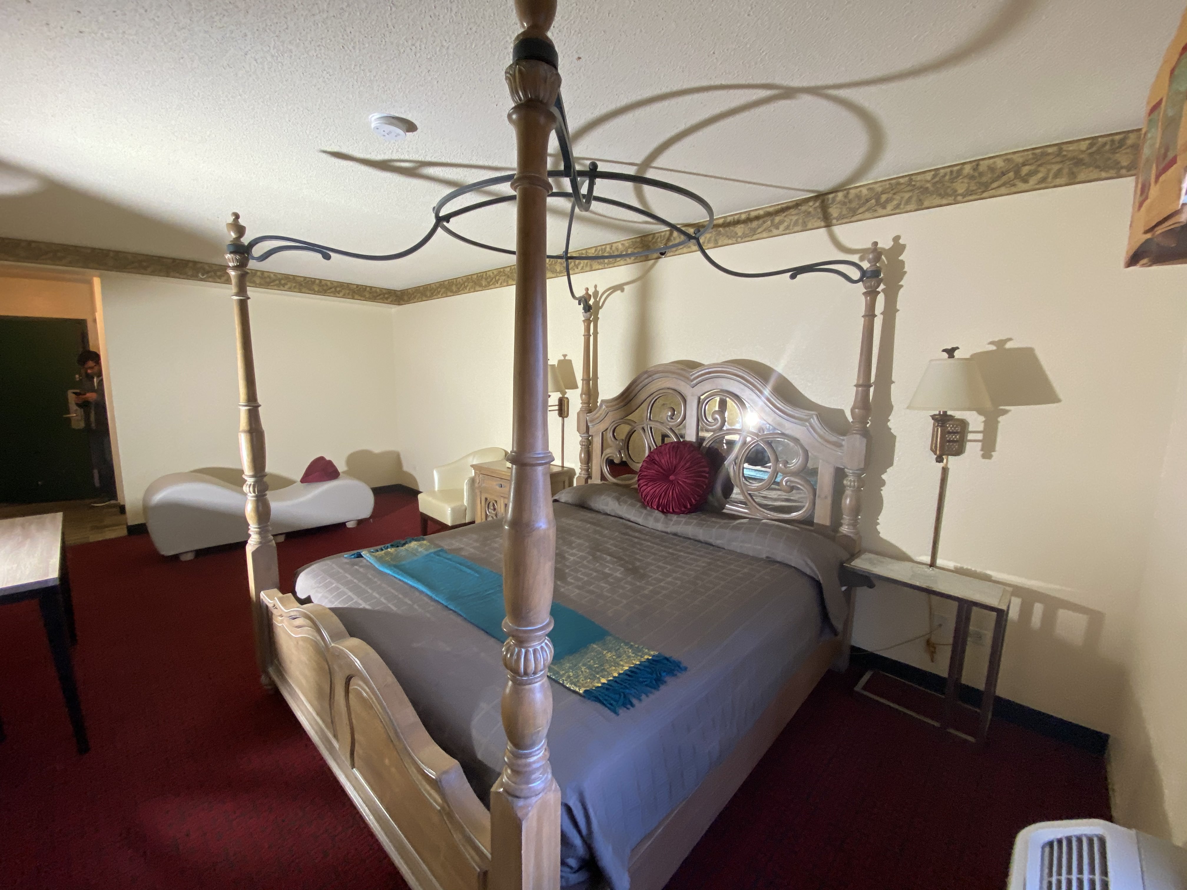 Prestige Signature Suite – Prestige Inn and Suites